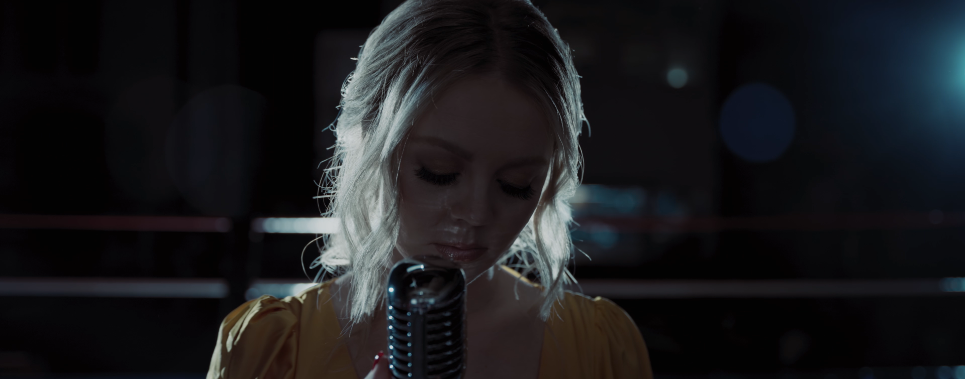 Sarah Reeves | Official Store